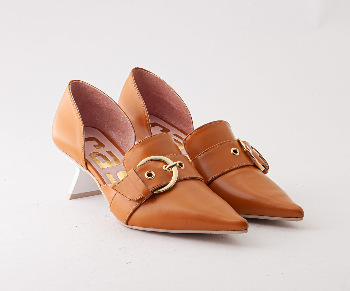 RAS SHOES SAMPLE - TULIP 8042 TAN LEATHER HEEL – Shoe Sisters